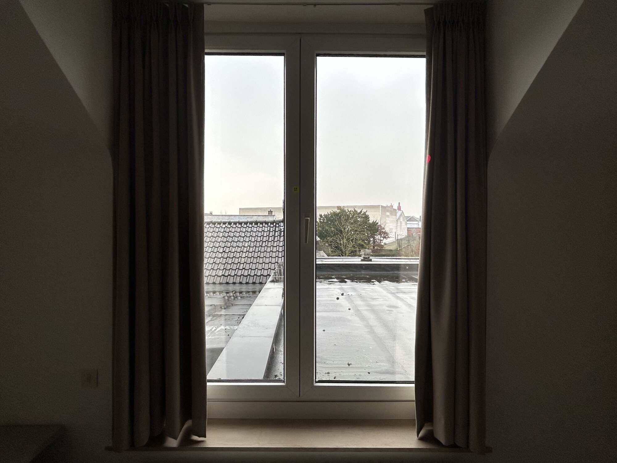 Raam PVC (dubbel glas) 164x209cm | Komerco