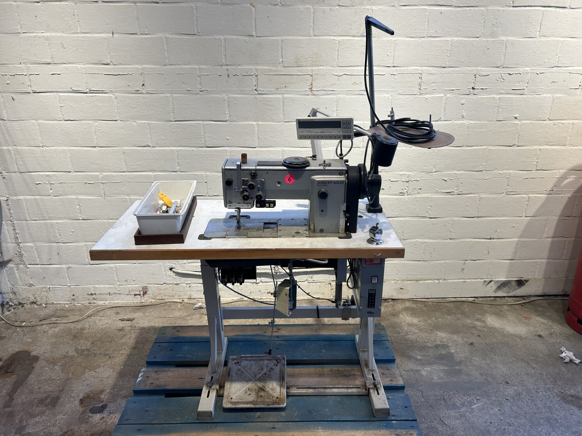 Professionele naaimachine Durkopp Adler | Komerco