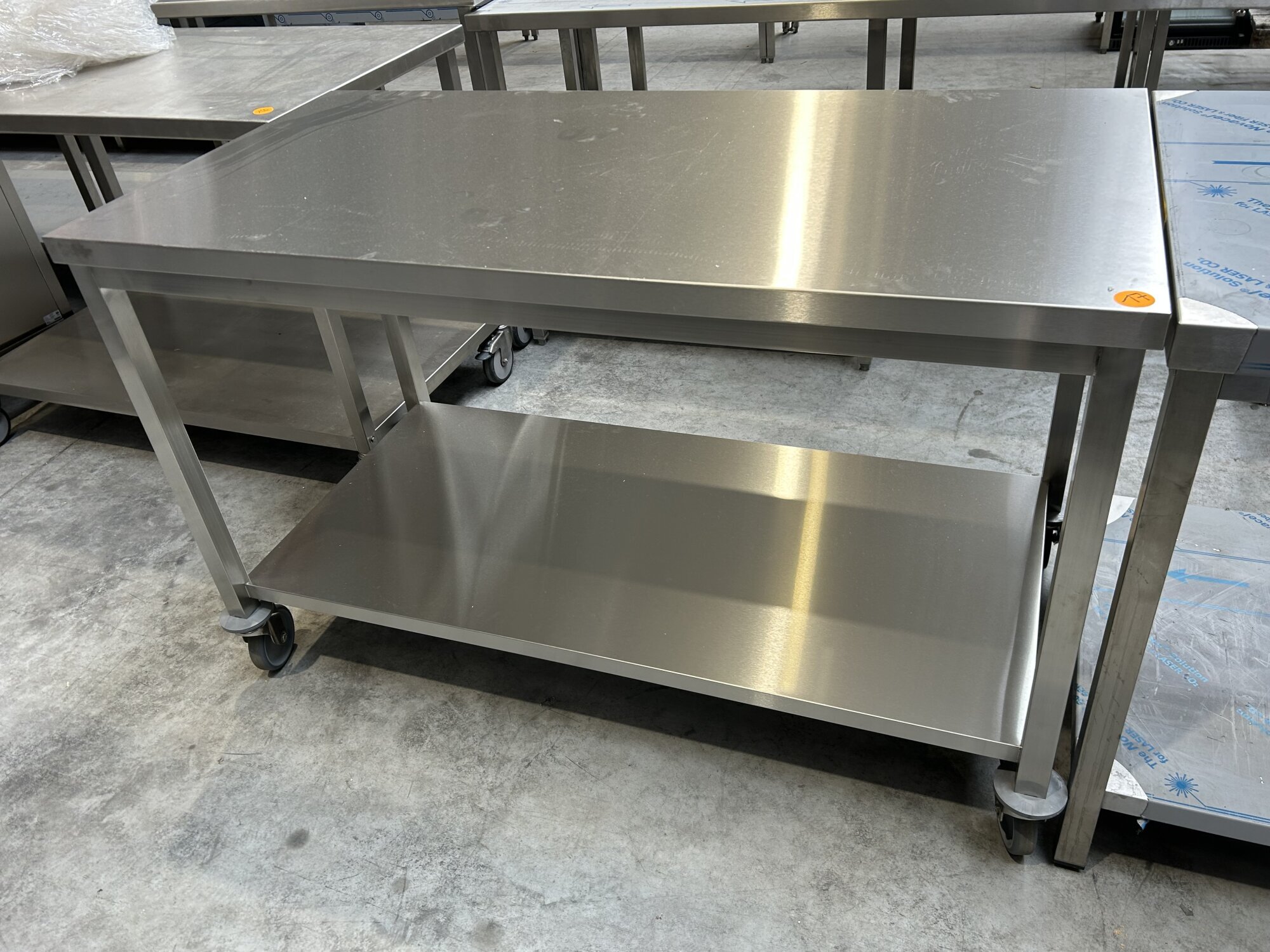 Inox tafel op wielen 140x70x90cm | Komerco